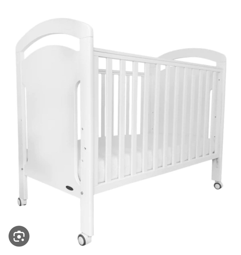 Cot, convertible to toddler bed, Babies & Kids, Baby Nursery & Kids ...