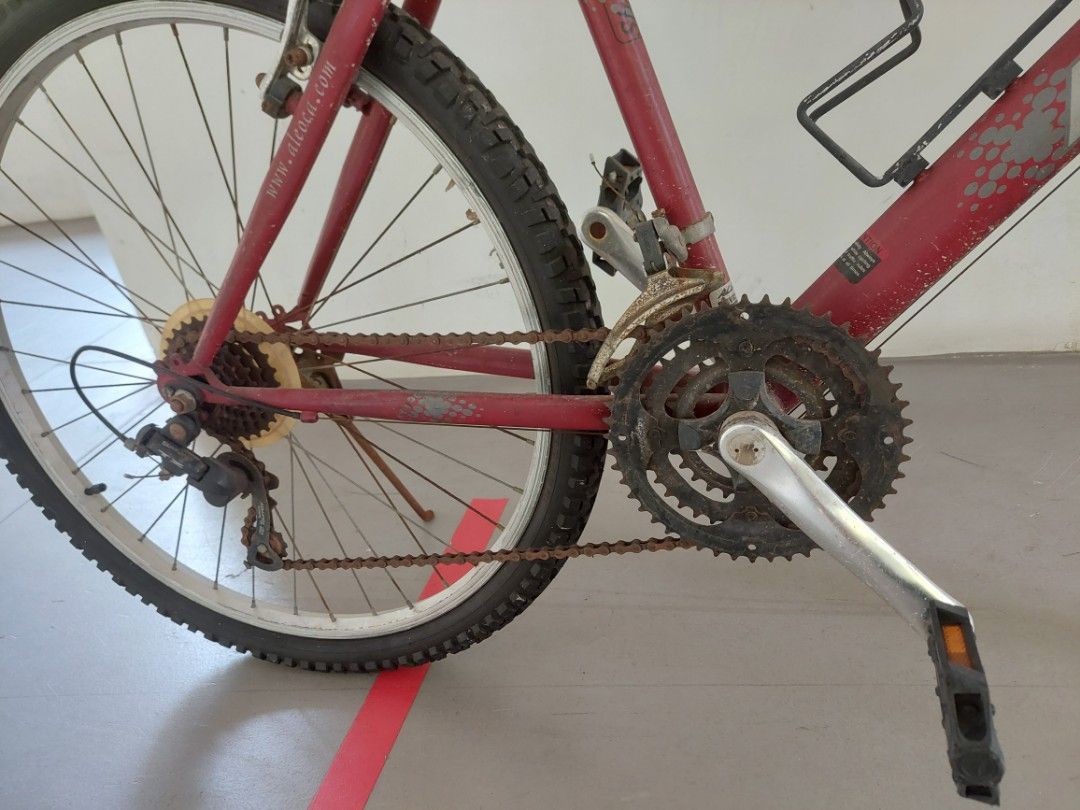 FREE No frills Hybrid Bicycle, Sports Equipment, Bicycles & Parts ...
