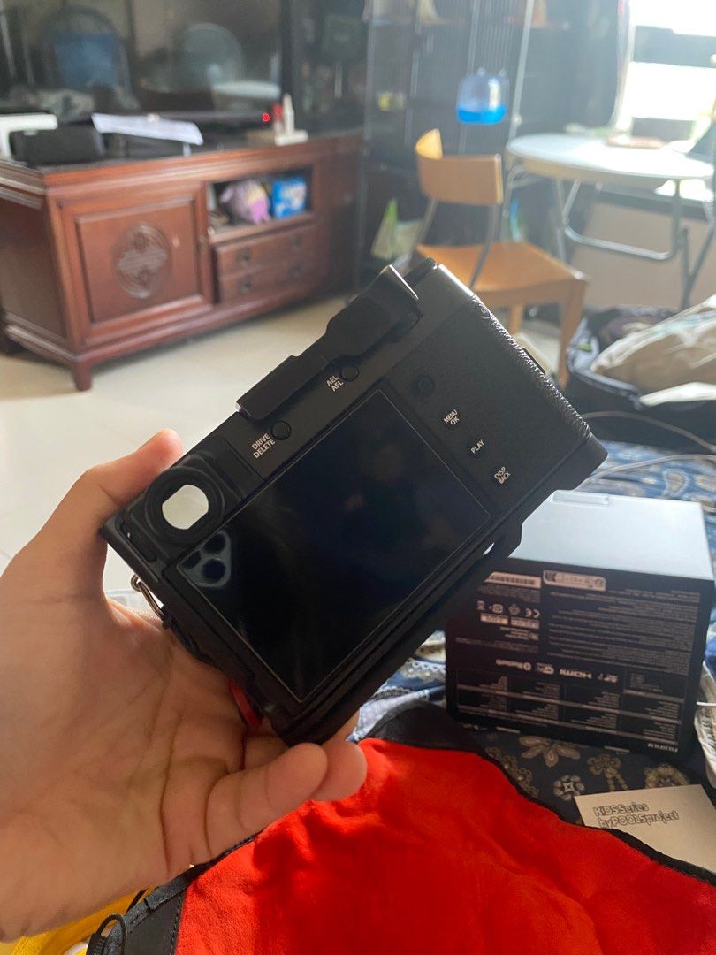 Fujifilm Fujinon x100v Black with WCL x100ii and Accessories, Photography, Cameras on Carousell