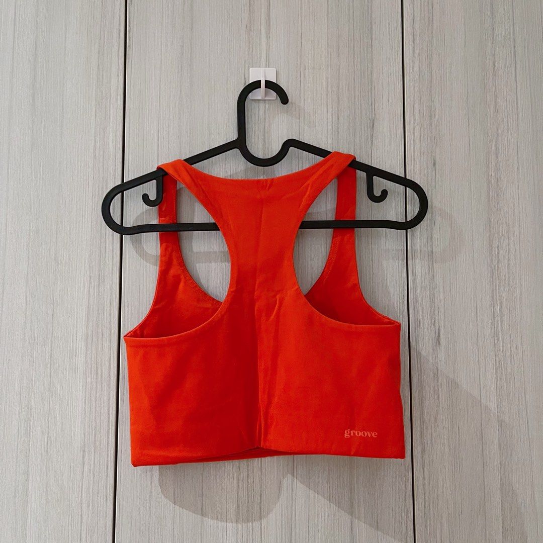 GROOVE Red Gym Bra (S), Men's Fashion, Activewear on Carousell