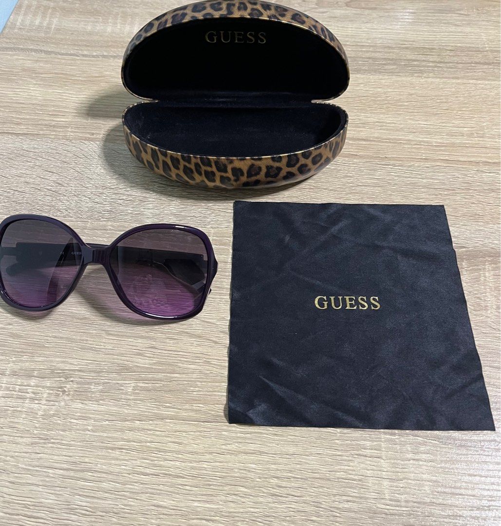 Guess sunglass, Women's Fashion, Watches & Accessories, Sunglasses ...