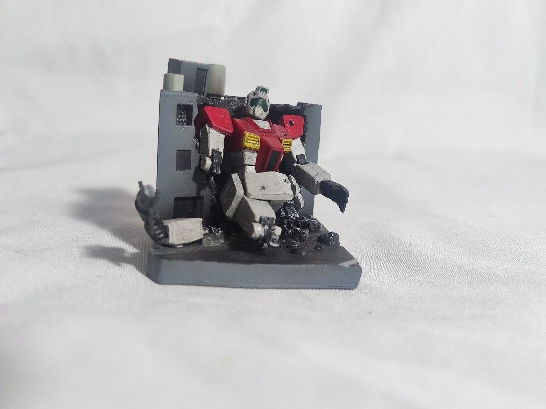Gundam Mini Diorama, Hobbies & Toys, Toys & Games on Carousell