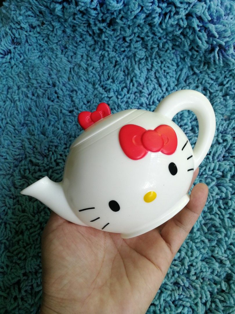 HELLO KITTY Tea Pot Playset, Hobbies & Toys, Toys & Games on Carousell