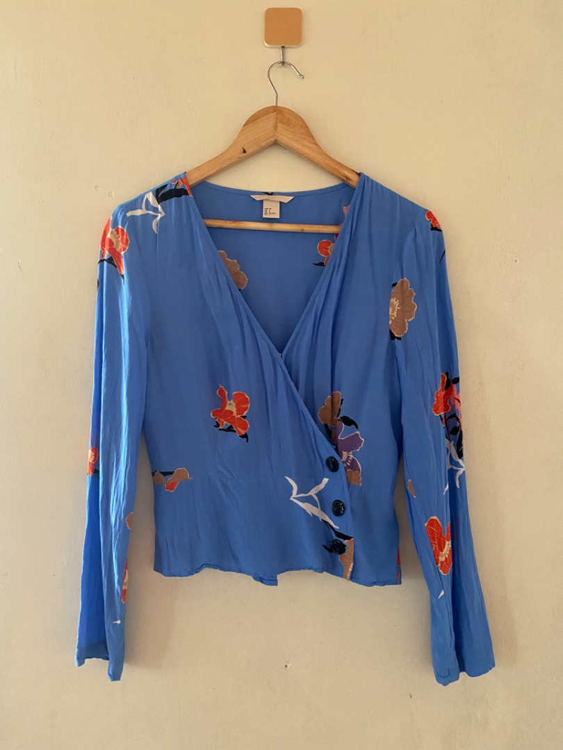 Handm Overlap Top Womens Fashion Tops Longsleeves On Carousell 