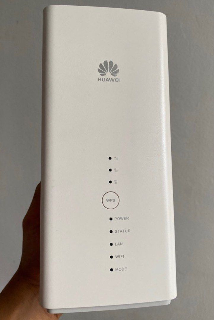 Huawei B618 22d, Computers & Tech, Parts & Accessories, Networking on ...