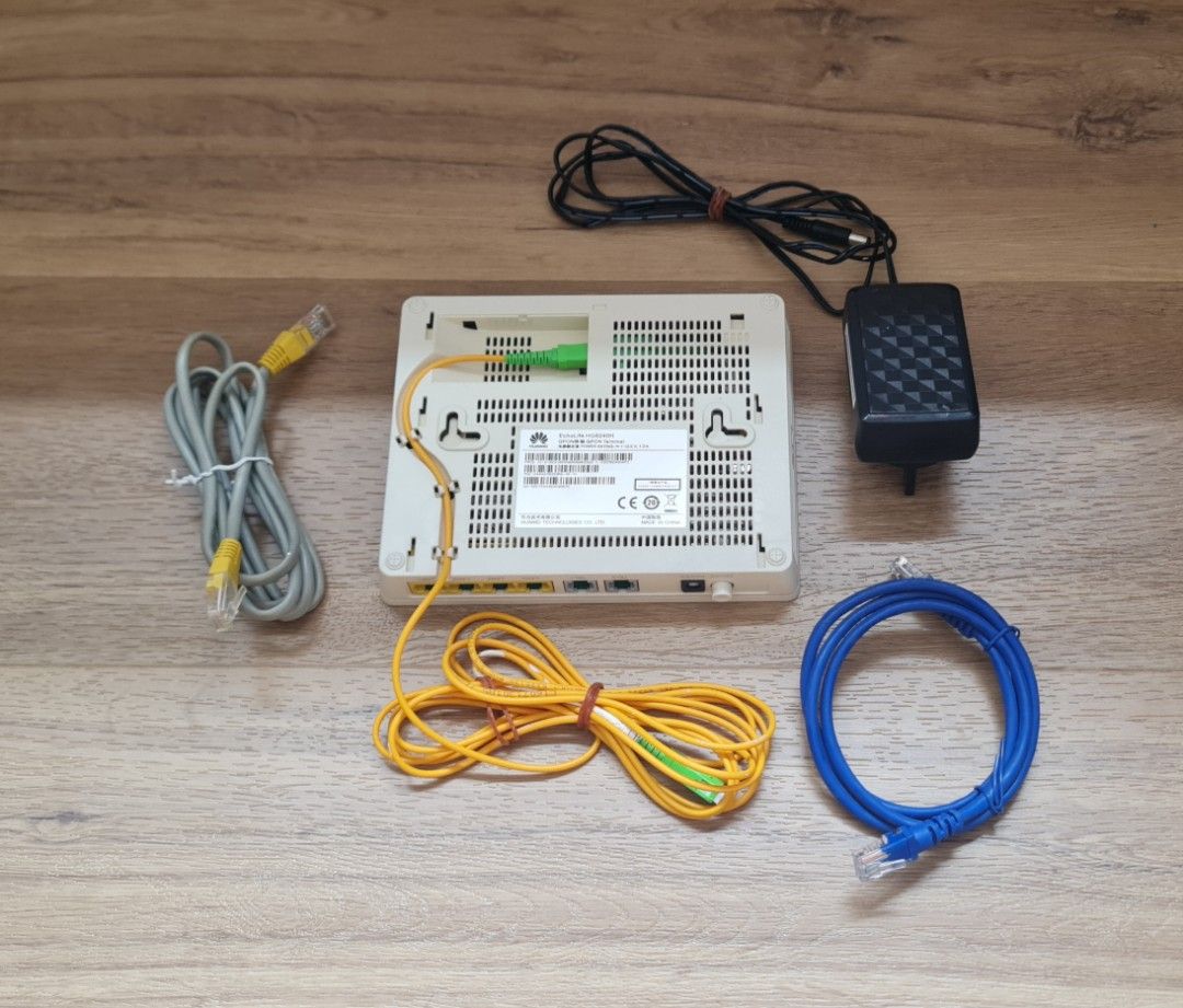 Huawei HG8240H ONT Modem, Computers & Tech, Parts & Accessories ...