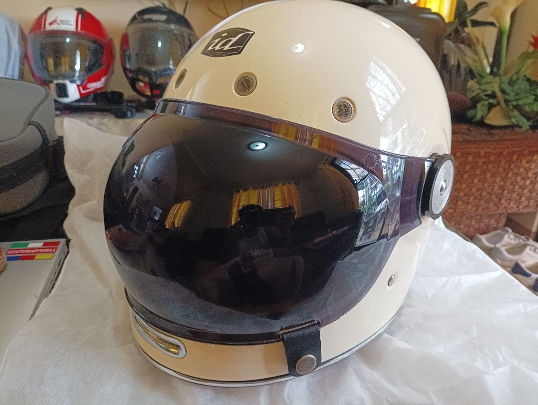 iD Rocket - retro helmet, Motorbikes, Motorbike Parts & Accessories ...