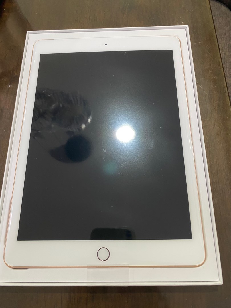 iPad 6th Gen 9.7 Wifi + Cellular Gold 128GB, Mobile Phones & Gadgets ...