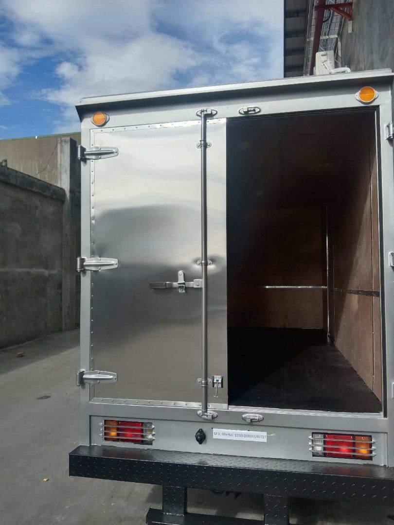 Isuzu elf isuzu elf close van 14ft Manual, Cars for Sale, Used Cars on ...
