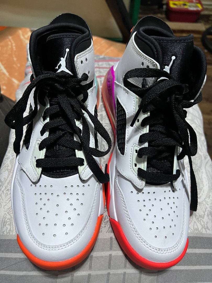 Jordan Mars, Men's Fashion, Footwear, Sneakers on Carousell