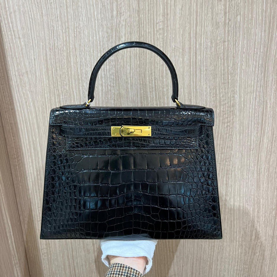 Kelly 28 crocodile Color blk Circle J ghw No strap, 名牌, 手袋及銀包 - Carousell