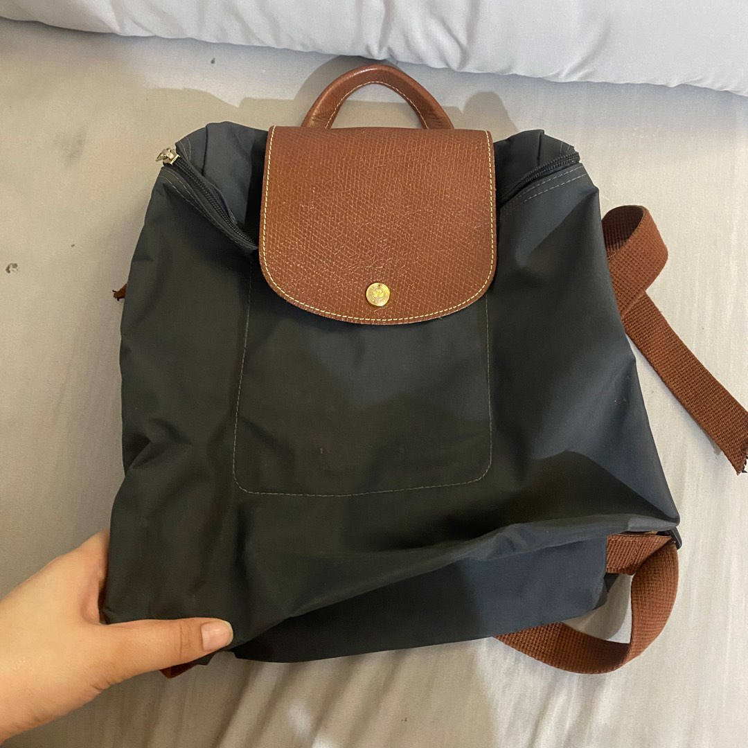 Longchamp Le Pliage Backpack In Graphite, Women's Fashion, Bags ...