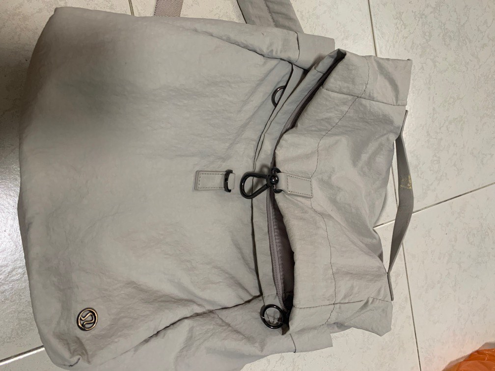 Lululemon Cross Paths Rucksack, Women's Fashion, Bags & Wallets ...