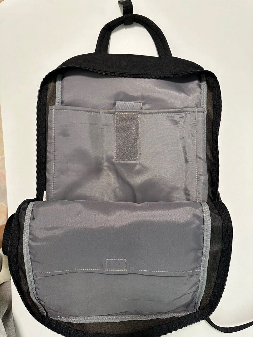 MUJI black laptop backpack haversack, Men's Fashion, Bags, Backpacks on ...