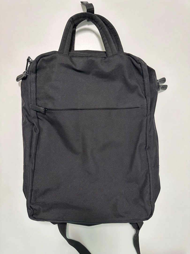 MUJI black laptop backpack haversack, Men's Fashion, Bags, Backpacks on ...