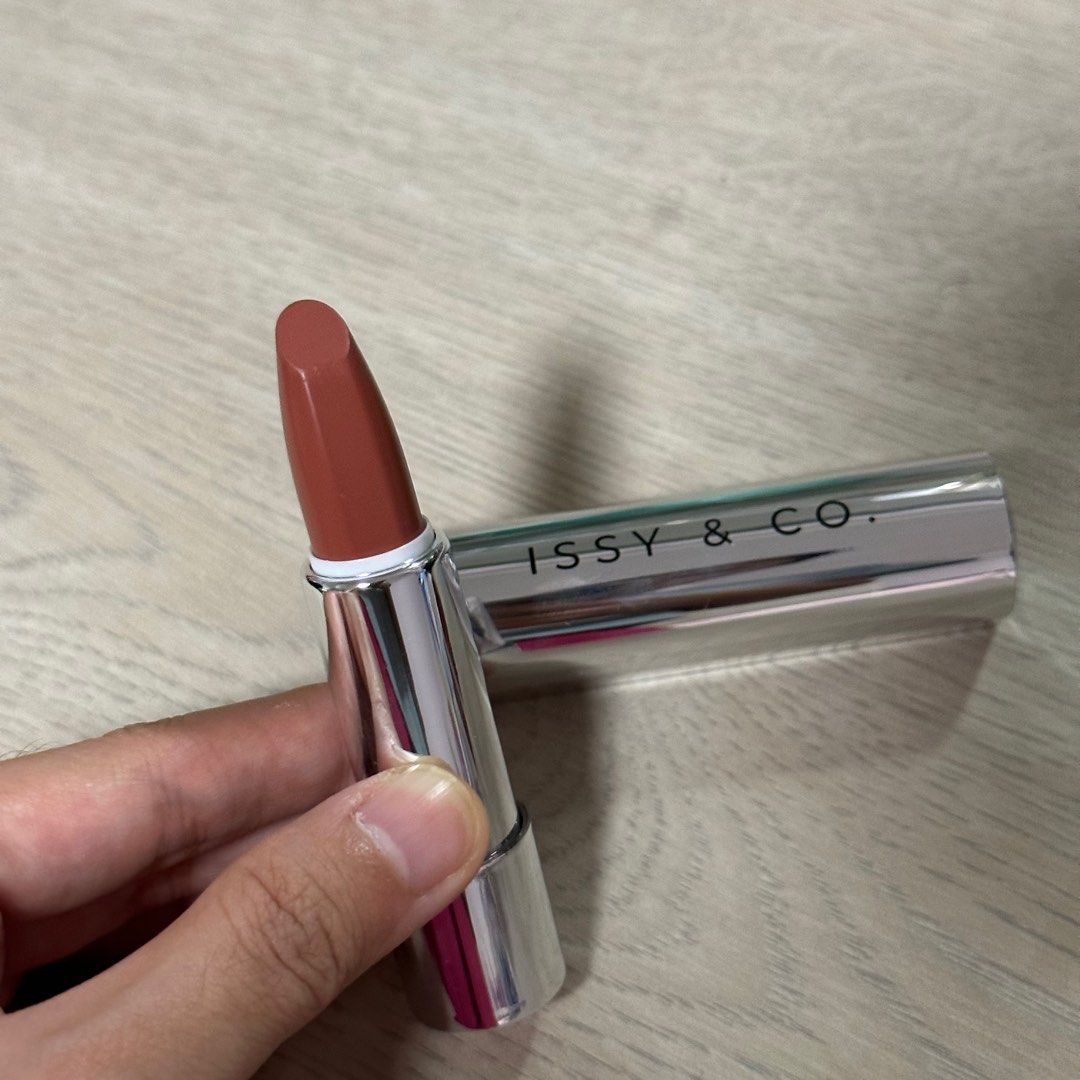 NEW Issy and Co. Lip Bullet (True Satin - Rococo), Beauty & Personal ...