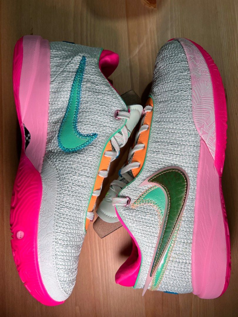 Nike LeBron XX Time Machine, Men's Fashion, Footwear, Sneakers on Carousell