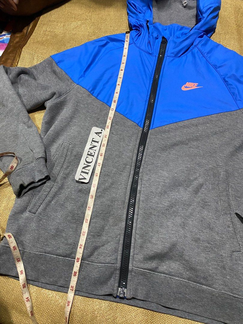 NIke tech fleece, Men's Fashion, Coats, Jackets and Outerwear on Carousell