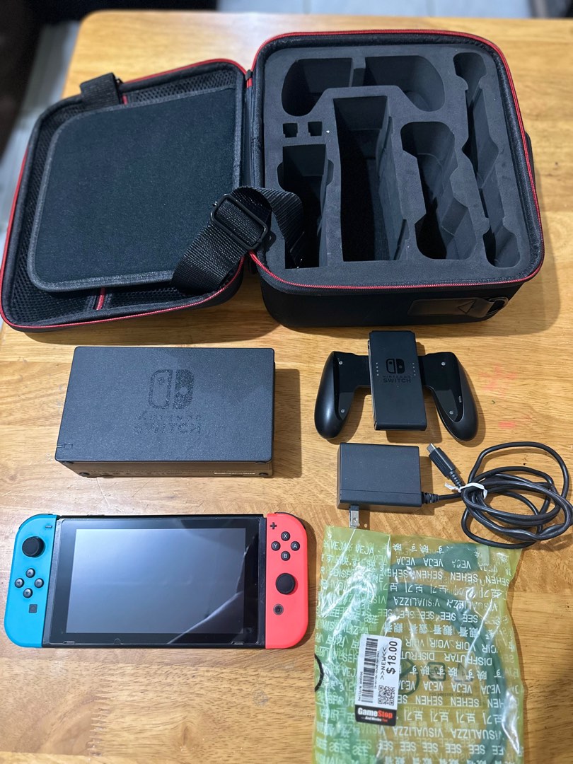Nintendo Switch V1 Hard modded 256gb full of games, Video Gaming, Video ...