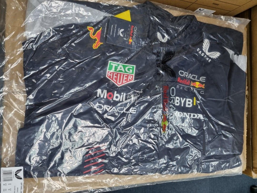 Oracle Red Bull Racing Official Teamline Softshell Jacket, Men's ...