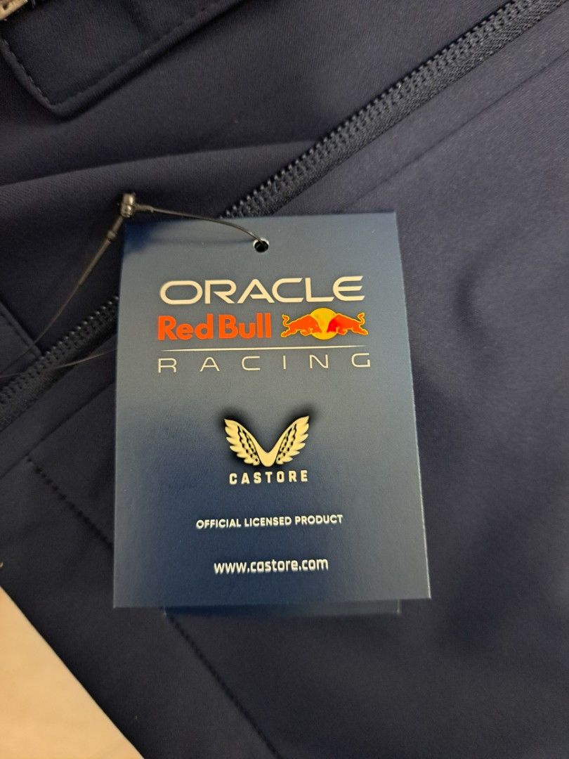 Oracle Red Bull Racing Official Teamline Softshell Jacket, Men's ...