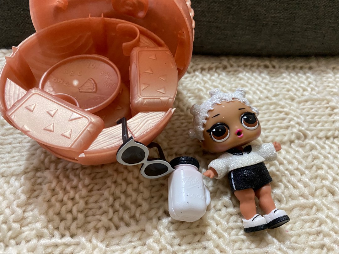 Original LOL toys, Hobbies & Toys, Toys & Games on Carousell