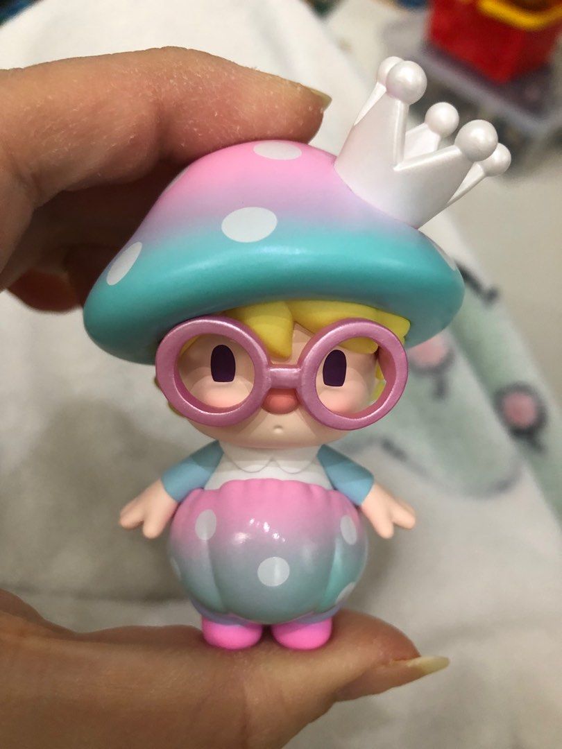 Popmart sweet bean spooky tales - poisonous mushroom monster, Hobbies ...