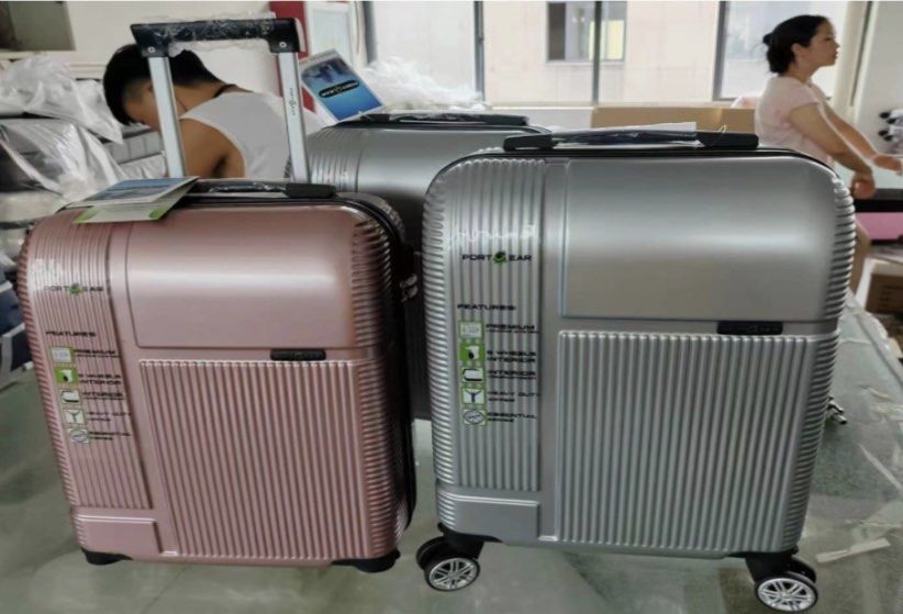 PORTGEAR LUGGAGE, Hobbies & Toys, Travel, Luggage on Carousell