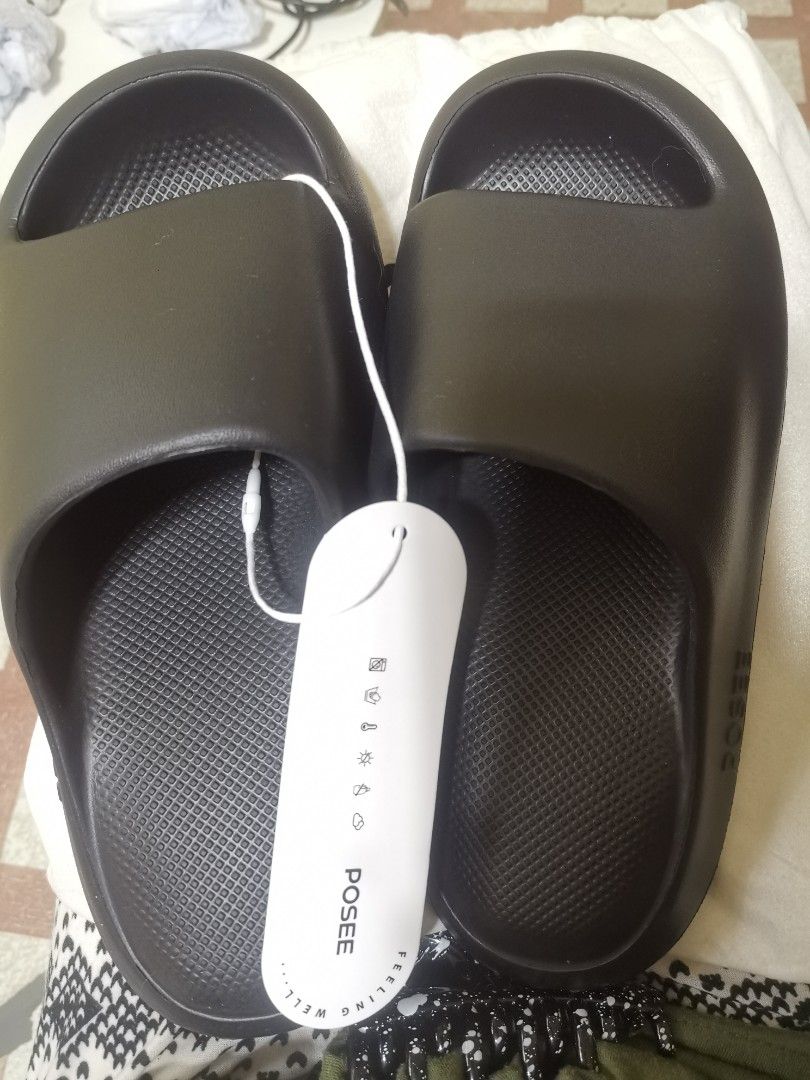 Posee Slippers, Women's Fashion, Footwear, Slippers and slides on Carousell