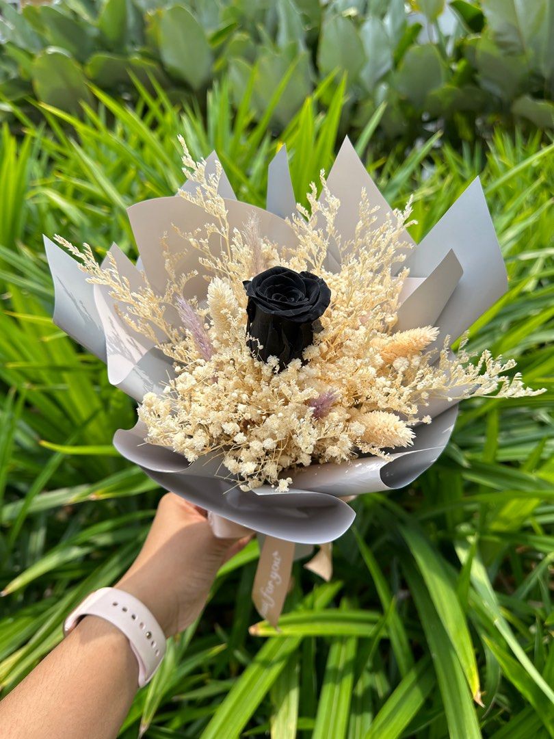 Preserved Rose Bouquet | Black Rose Bouquet , Hobbies & Toys ...