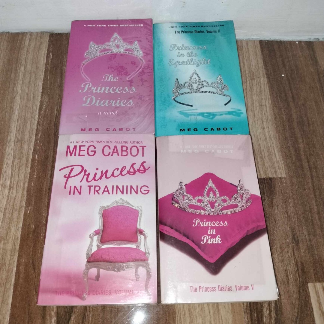 PRINCESS DIARIES BOOK BUNDLE, Hobbies & Toys, Books & Magazines ...