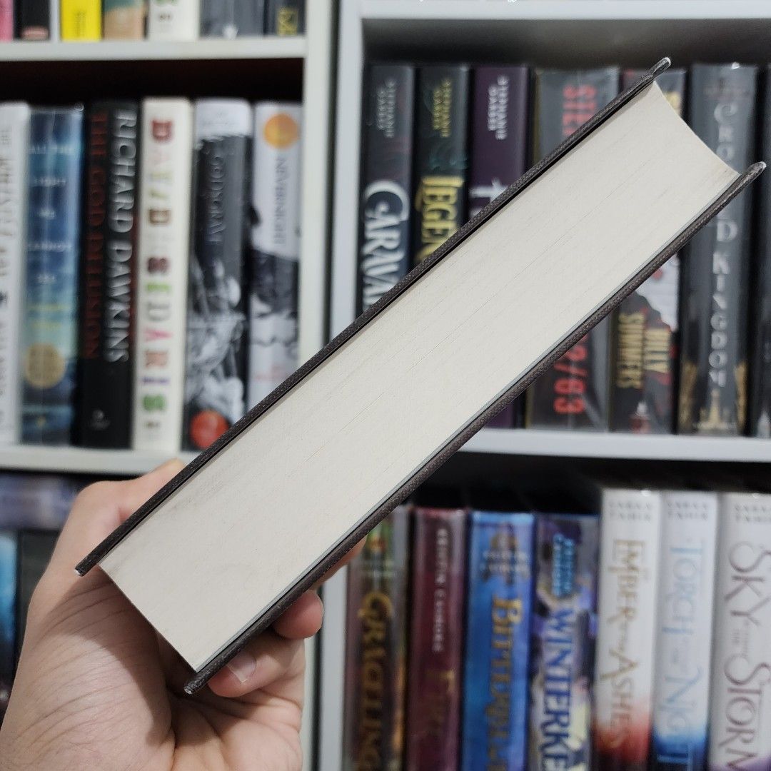 Red Seas Under Red Skies by Scott Lynch, Gentleman Bastard #2 (Hardbound), Hobbies & Toys, Books ...