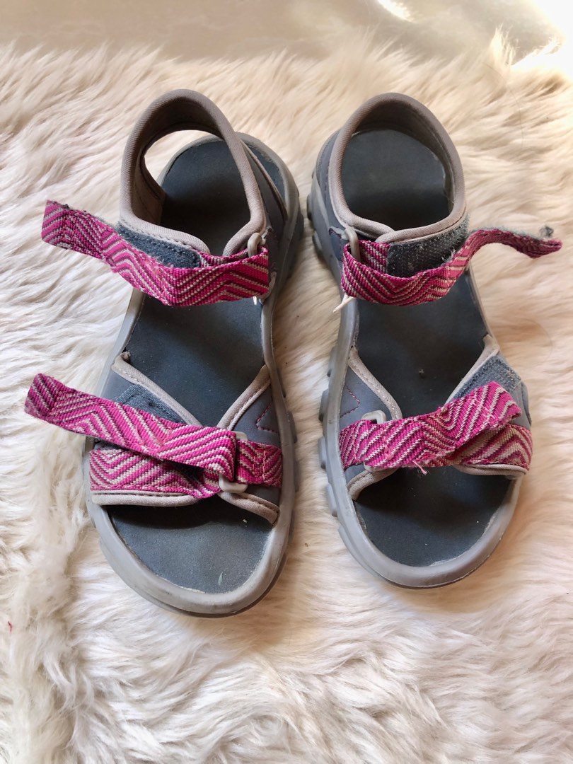 Sandals, Babies & Kids, Babies & Kids Fashion on Carousell