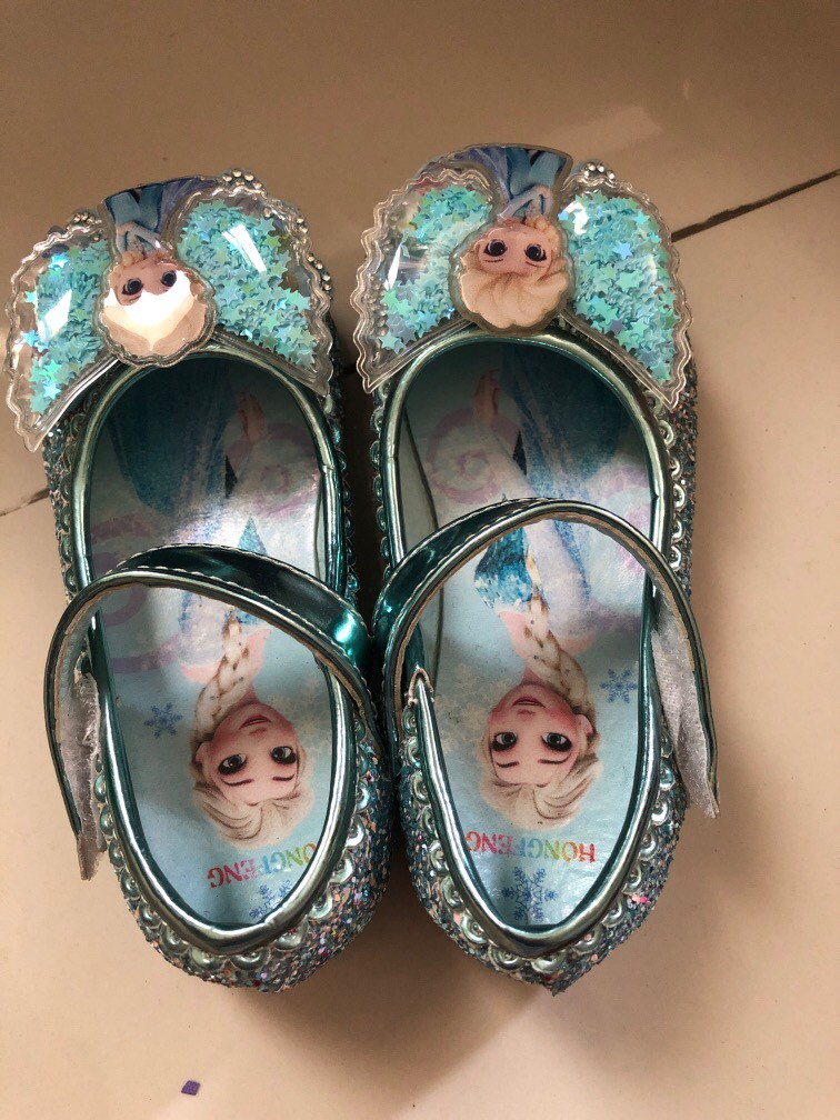 Sepatu pesta Frozen anak, Bayi & Anak, Baju Anak Perempuan, 1 hingga 3 ...