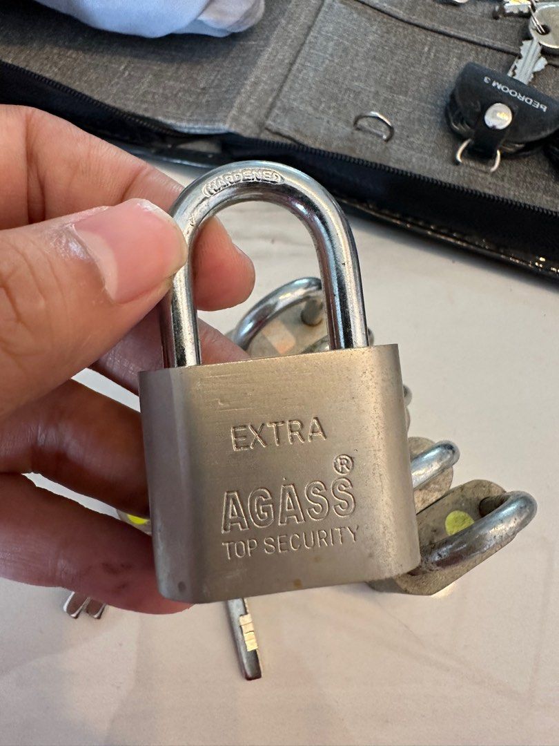 Set lock (mangga) Agass, TV & Home Appliances, Other Home Appliances on ...