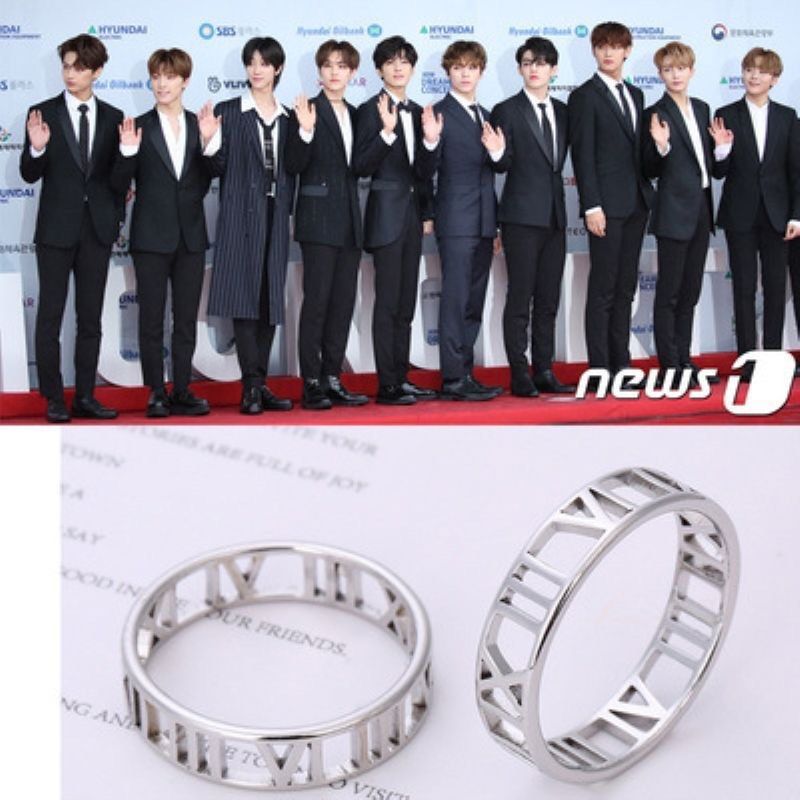Seventeen group ring peripheral Lee Ji-hoon ring Choi Seung-cheol Kwon Soon-young Seo Myung-ho ...