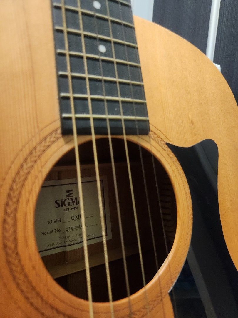 Sigma GME Model Acoustic Guitar, Hobbies & Toys, Music & Media, Musical ...