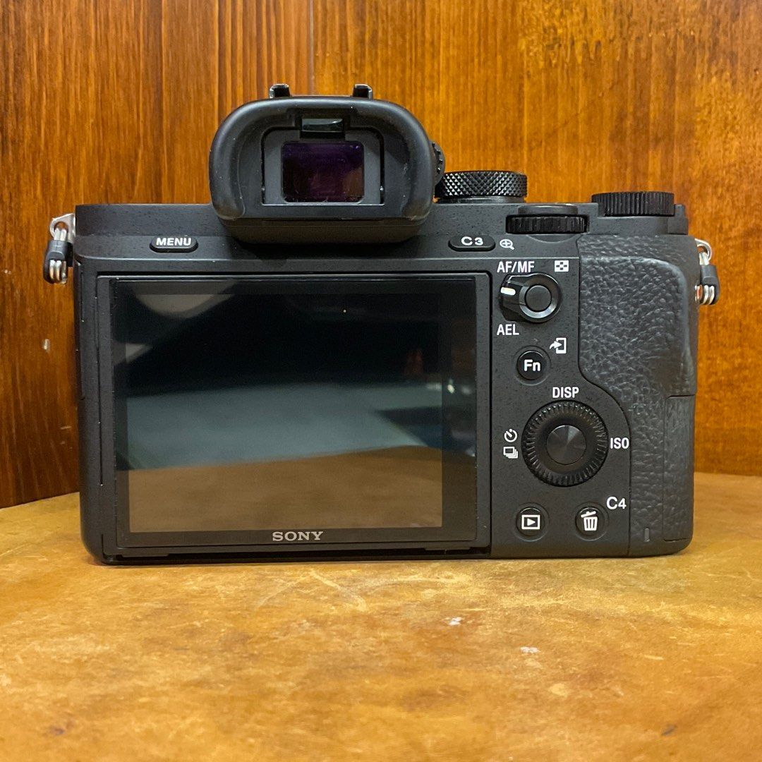 Sony A7 II A7M2 w/box (4533379) J23, Photography, Cameras on Carousell