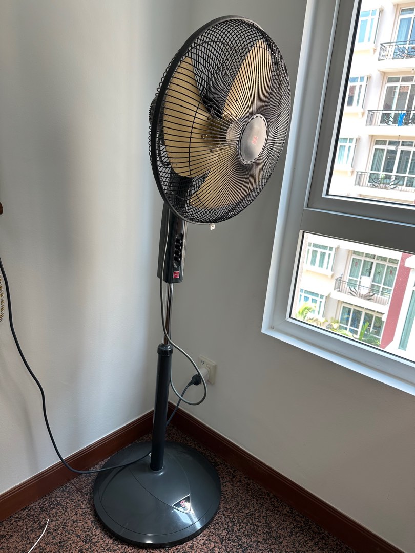 Standing Fan KDK P40US, Furniture & Home Living, Lighting & Fans, Fans ...
