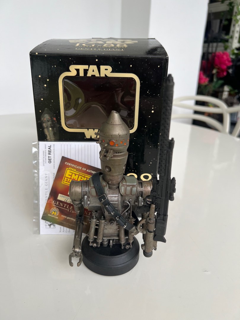 Star Wars IG-88 Bust Empire Strikes Back 2004 Gentle Giant, Hobbies ...