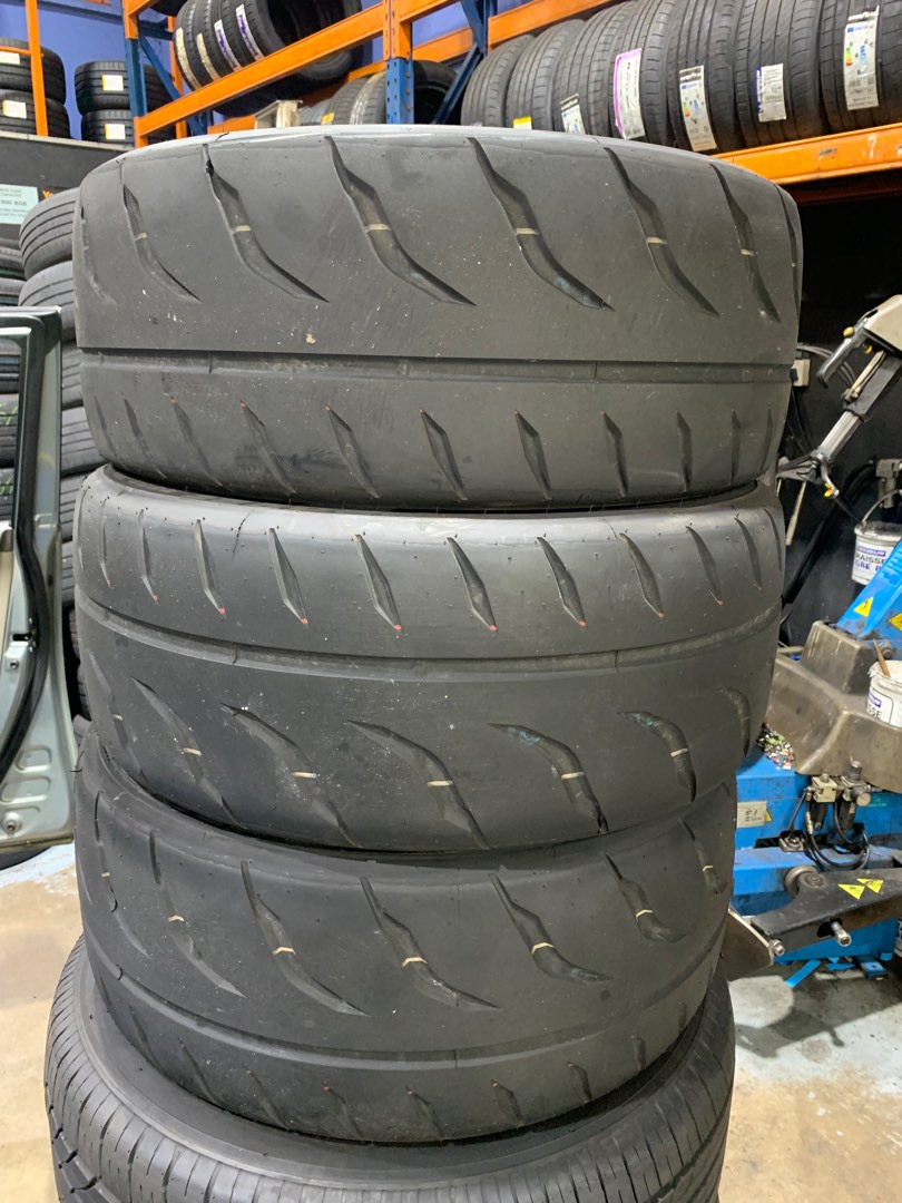 Toyo Proxes R888R 235/40/18, Car Accessories, Tyres & Rims on Carousell