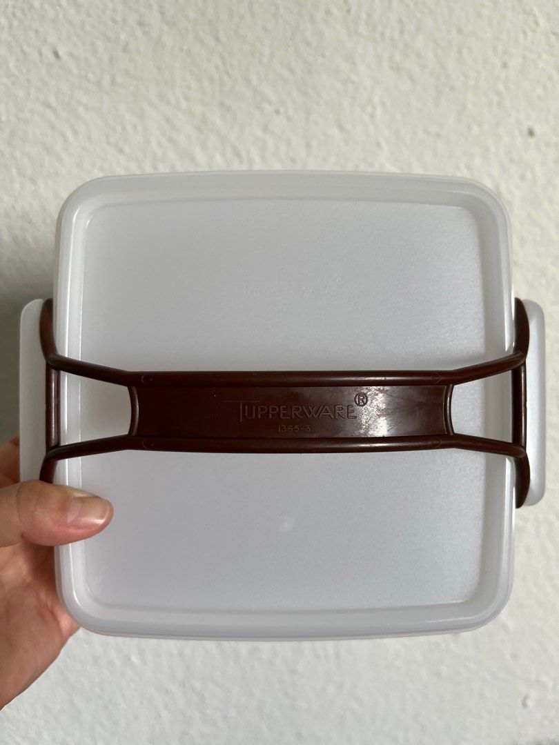 Tupperware lunch box tiffin set, Furniture & Home Living, Kitchenware ...