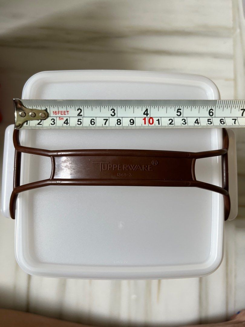 Tupperware lunch box tiffin set, Furniture & Home Living, Kitchenware ...