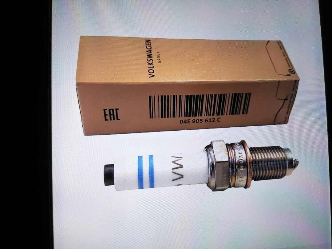 Volkswagen Audi spark plug 04E905612C, Car Accessories, Accessories on ...