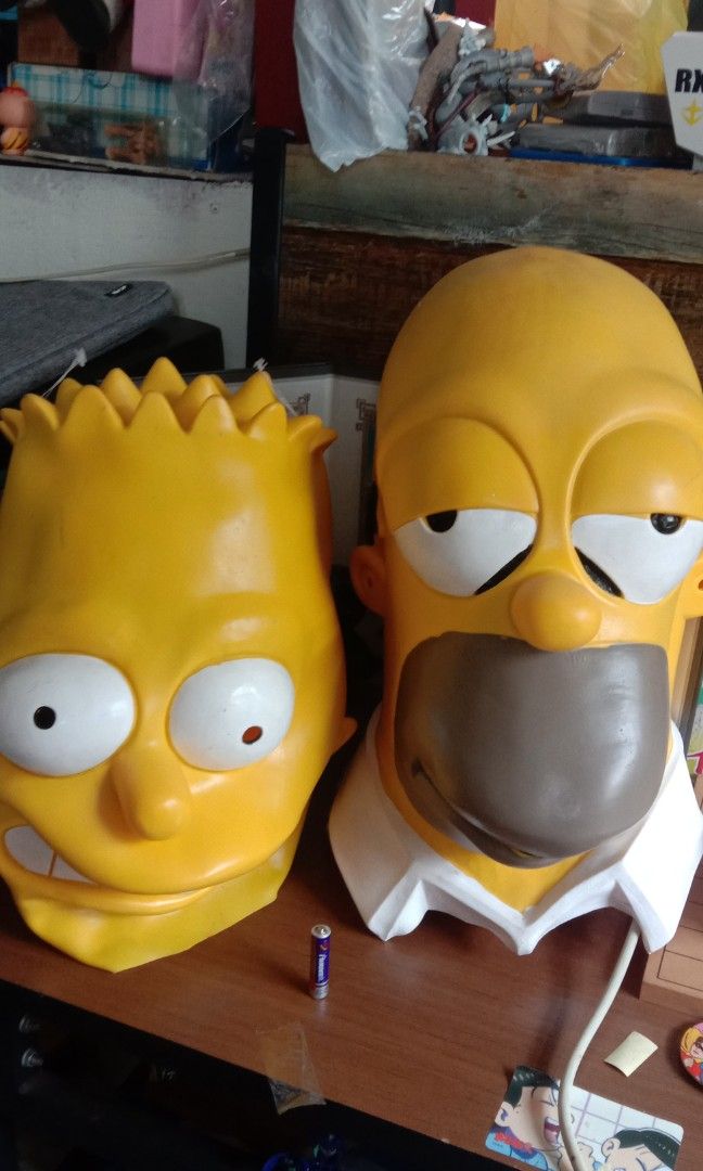 Vynil Mask's simpson/wolverine, Hobbies & Toys, Memorabilia ...