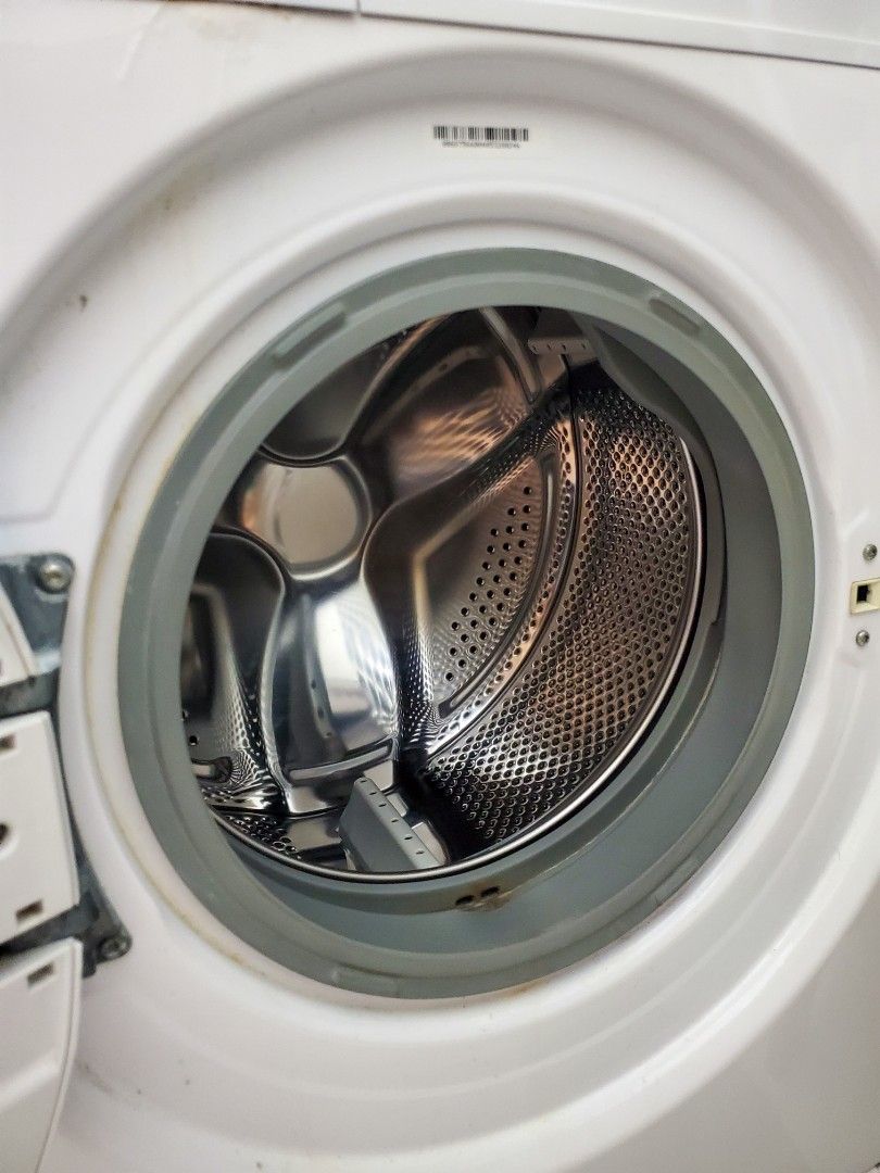 WHIRLPOOL 6KG FRONT LOAD WASHER AWV6200, TV & Home Appliances, Washing ...