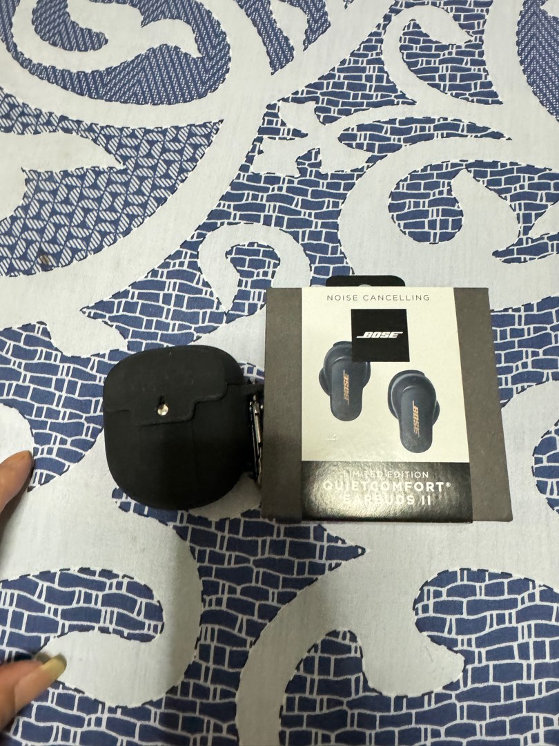 Limited edition quiet comfort earbuds 2, Audio, Earphones on Carousell
