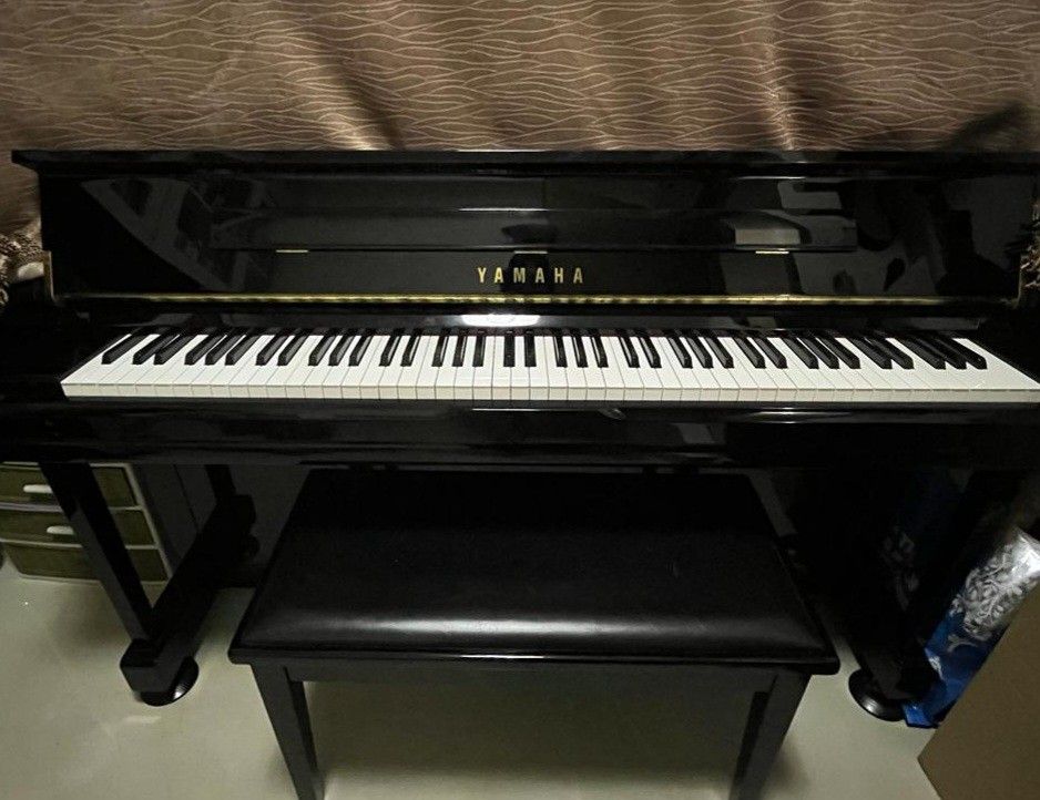 Yamaha Piano Upright U1J PE B/HTR, Hobbies & Toys, Music & Media, Musical Instruments on Carousell