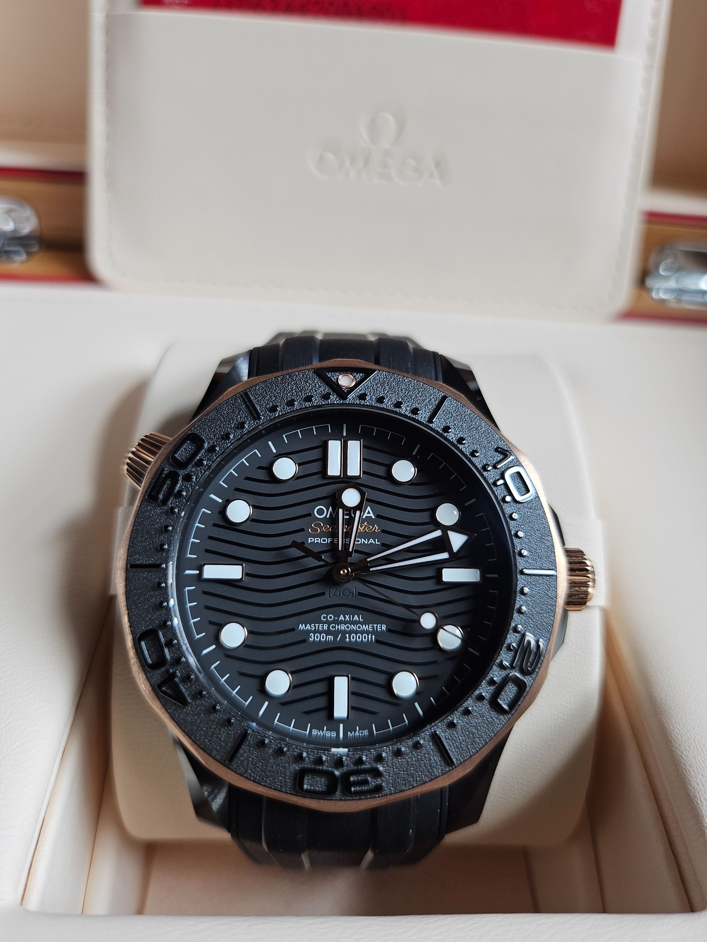2023 Omega Seamaster Diver 300M Black Ceramic Sedna Gold Full Set ...