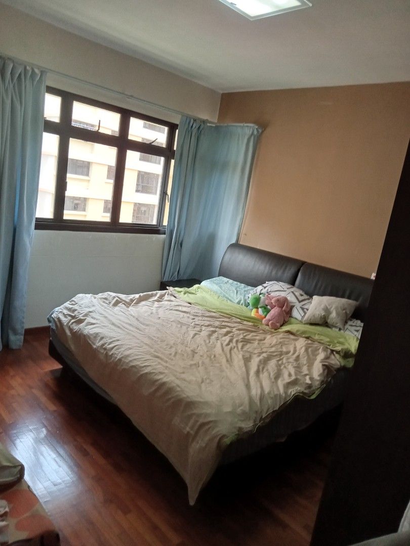 652b Jurong West Street 61, Property, For Sale, HDB on Carousell